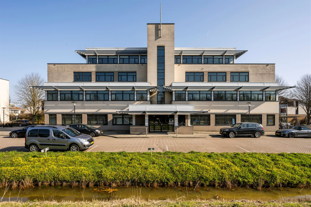 About SafetyFirst – Safety First – work safeness and compliance application